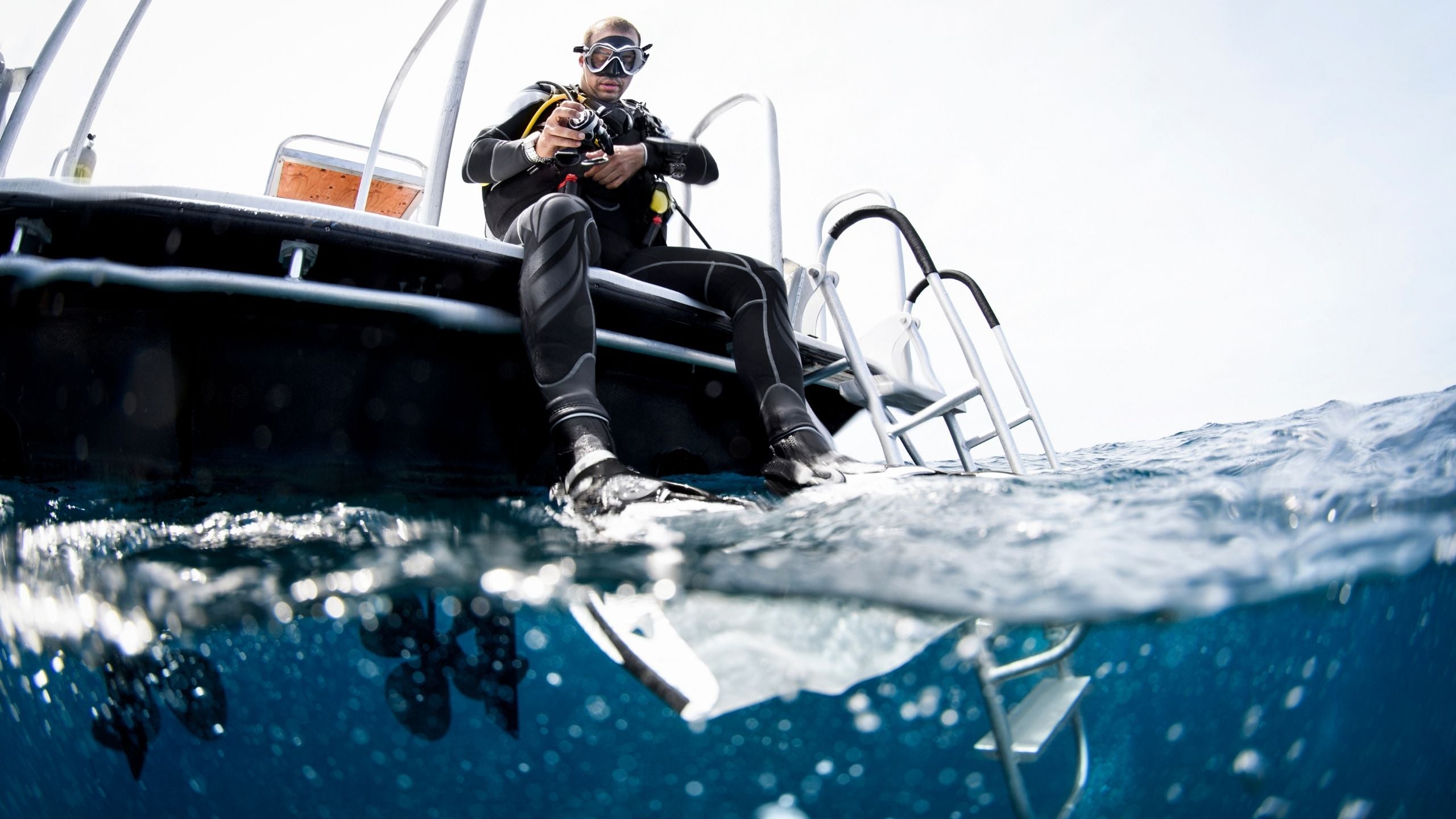 How Manage and Prevent Underwater Anxiety – Mikes Dive Store