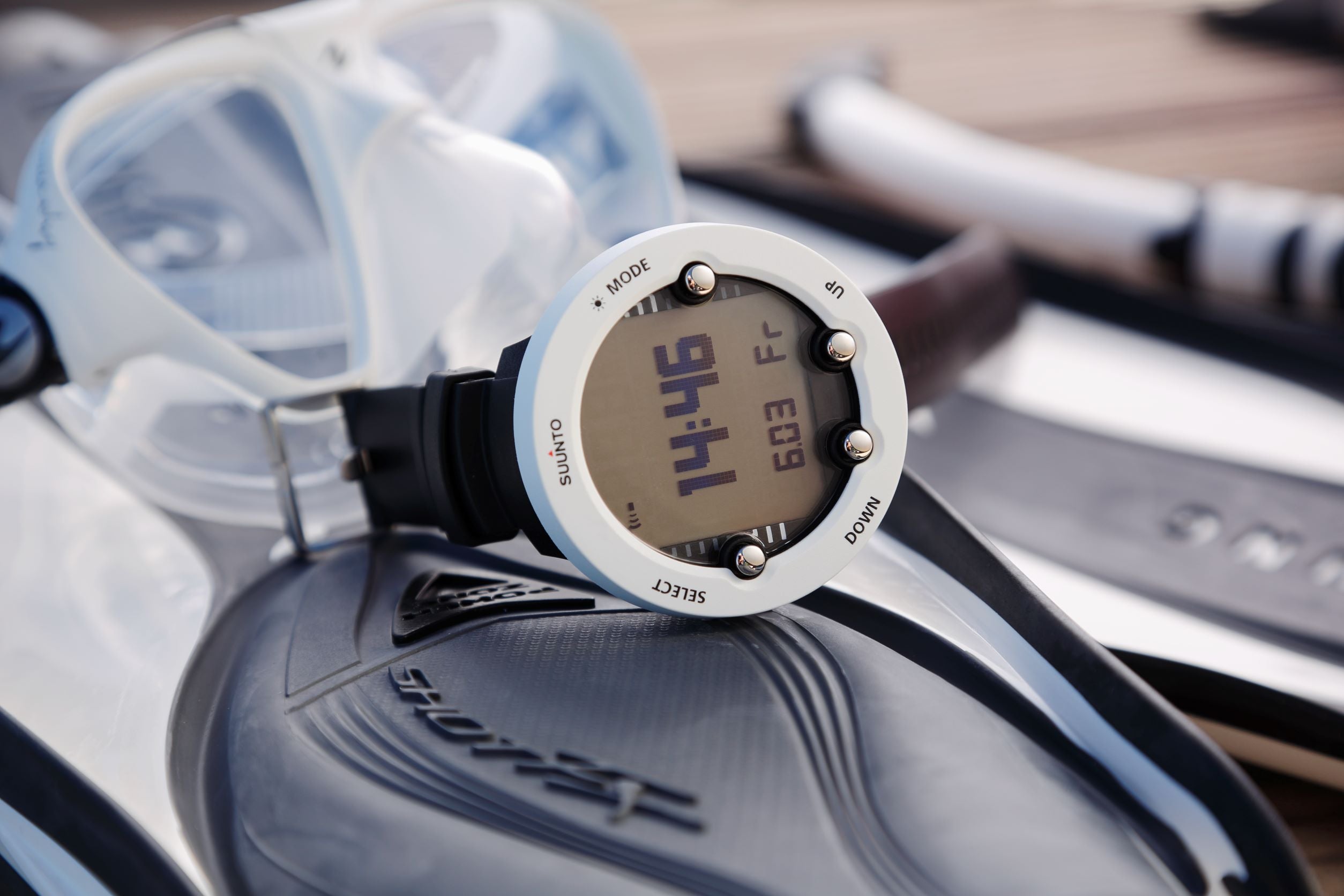 Dive Computer Care and Maintenance – Mikes Dive Store