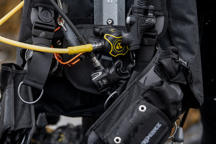 Apeks EVX200 Stage 3 Dive Regulator Sets – Mikes Dive Store